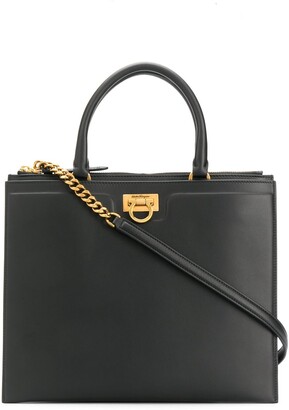 The Perfect Structured Handbags for Spring