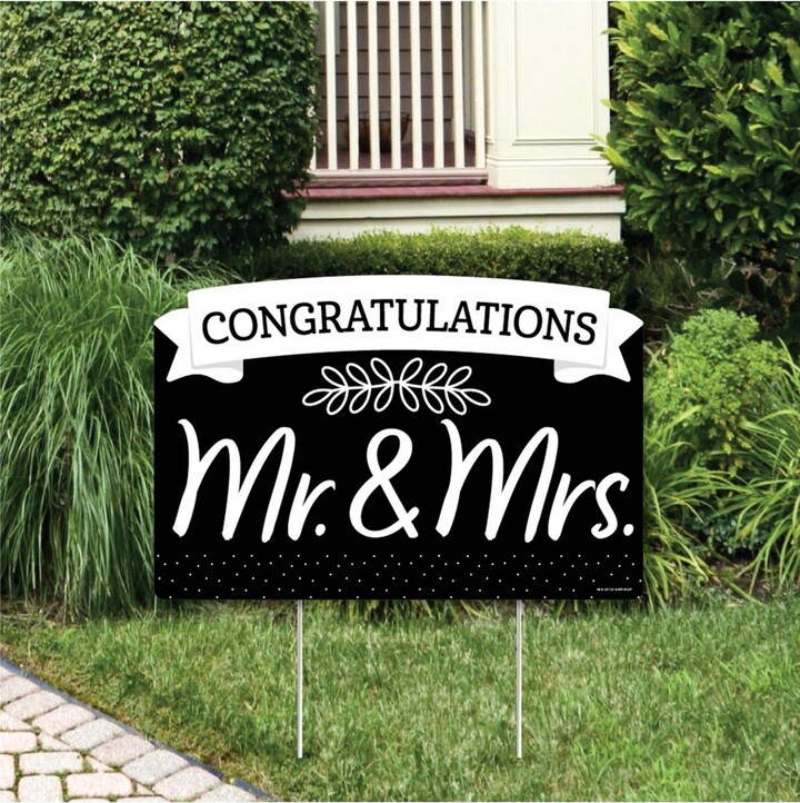 Big Dot Of Happiness Mr. & Mrs. - Black & White Congrats Yard Sign Lawn ...
