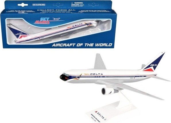 Boeing 767-200 Commercial Aircraft "The Spirit of Delta Airlines" White ...