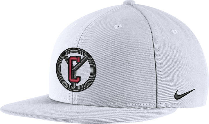 Nike Chicago Bulls City Edition Men's NBA Snapback Hat in White - ShopStyle