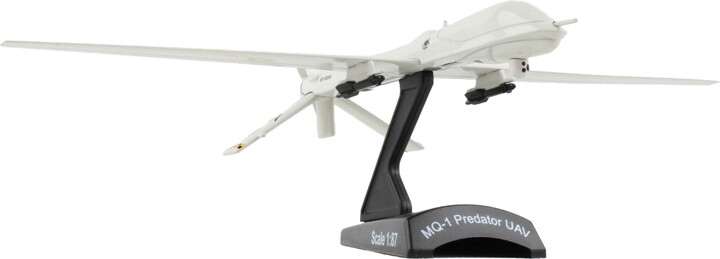 General Atomics MQ-1 Predator UAV Drone Aircraft "CIA - United States ...